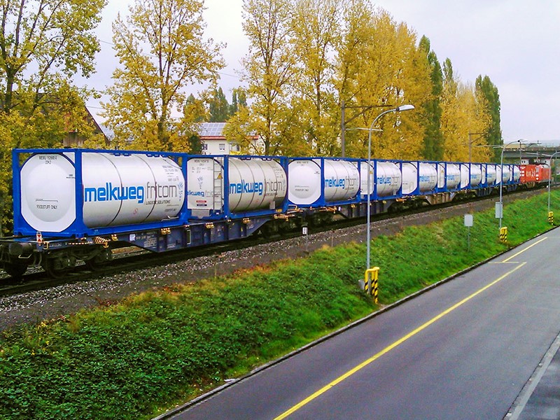 Intermodal transport by tank containers – Melkweg|Fritom