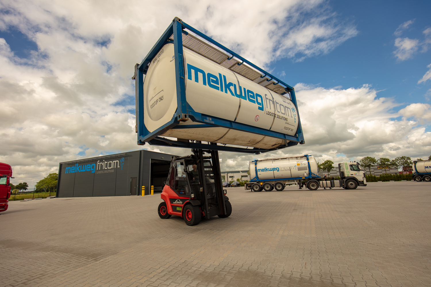 Intermodal transport by tank containers – Melkweg|Fritom | Melkweg Fritom